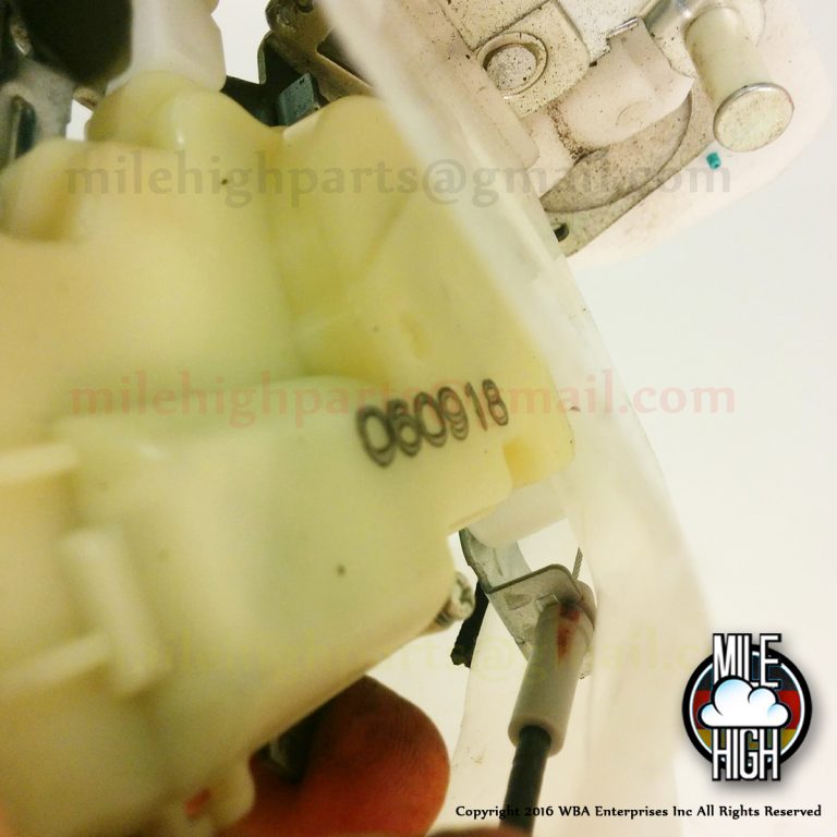 99-03 Lexus RX300 Door Lock Actuator Passenger Rear Right 69050-48010 ...