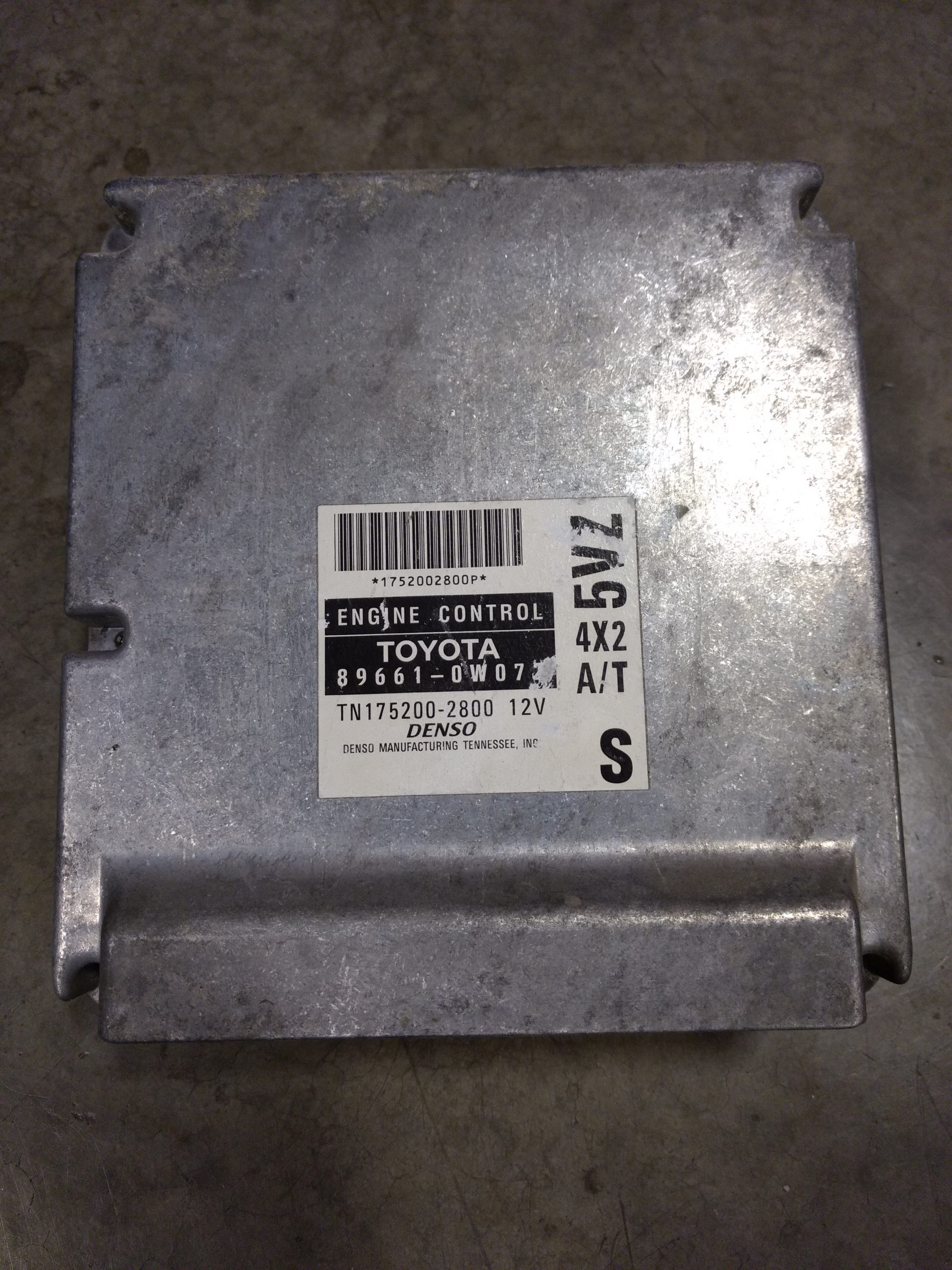 1998 Toyota T100 Engine Computer Module ECU ECM A/T 5VZ 3.4L 4X2 – Quality OEM Used Auto Parts