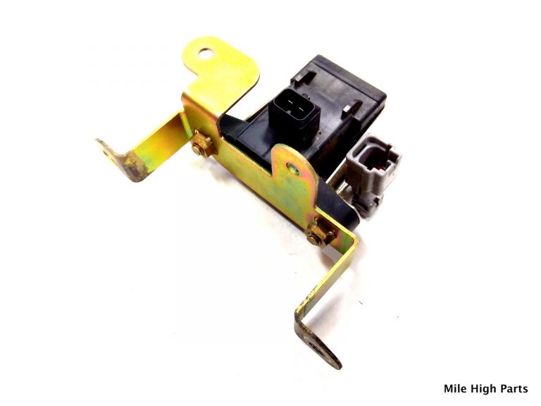 98-02 Nissan Frontier Pickup ABS Deceleration G Sensor 47930-3S505 ...