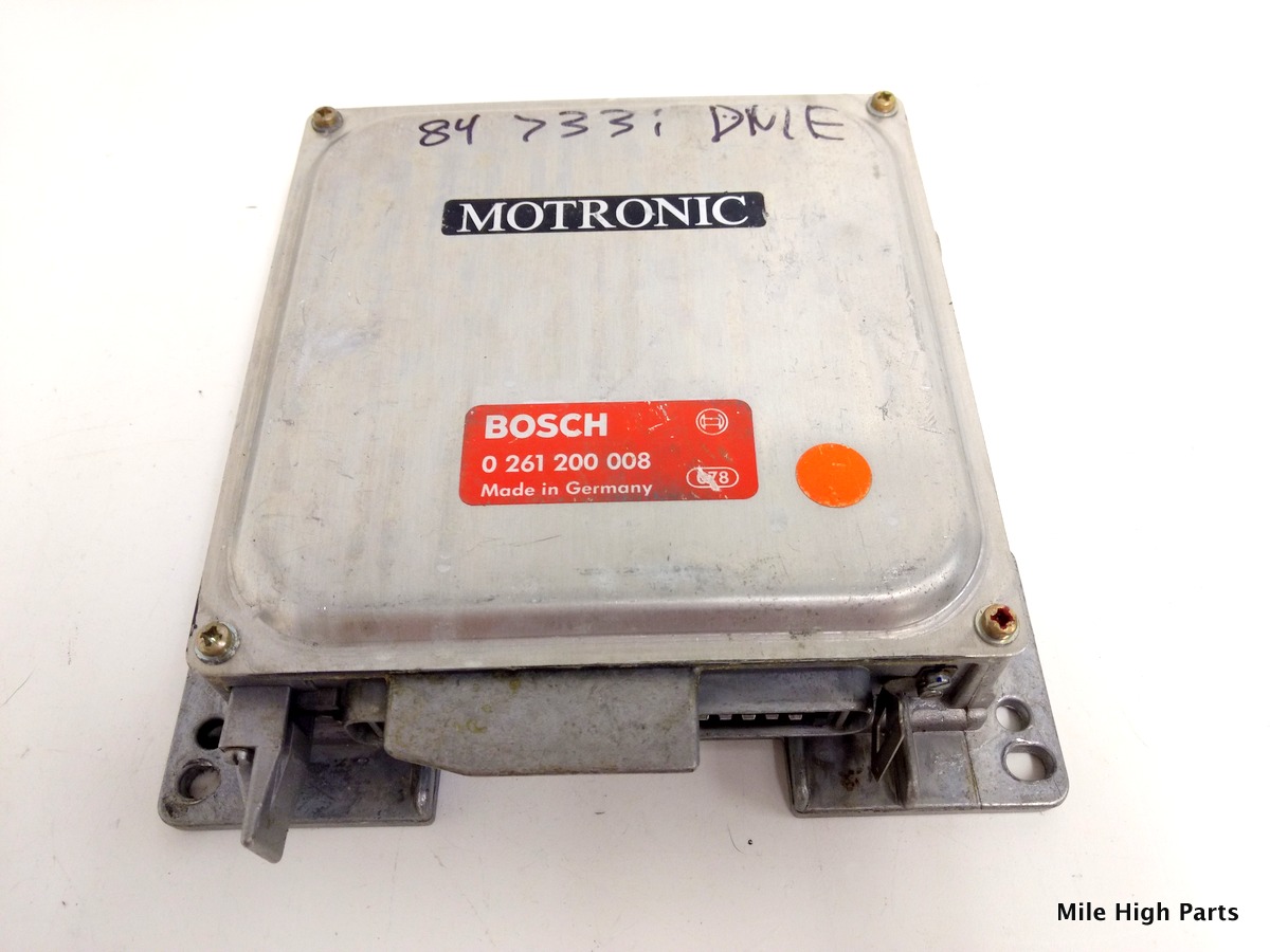 81-84 BMW Engine Computer ECU E28 E24 E23 633CSi 733i 533i 0 261 200 ...