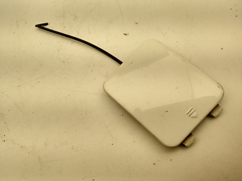 03-05 Mercedes E320 E350 E550 E63 Rear Bumper Tow Hook Cover White ...