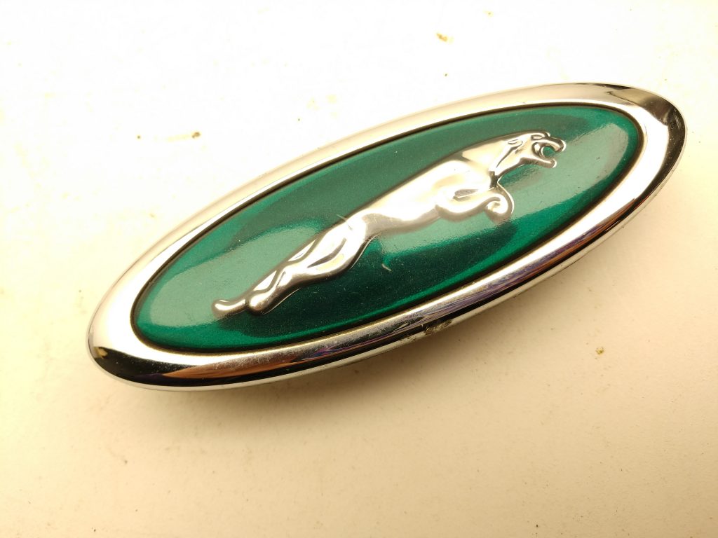 97-06 Jaguar XK8 Fender Emblem Badge Passenger Right Green – Quality ...