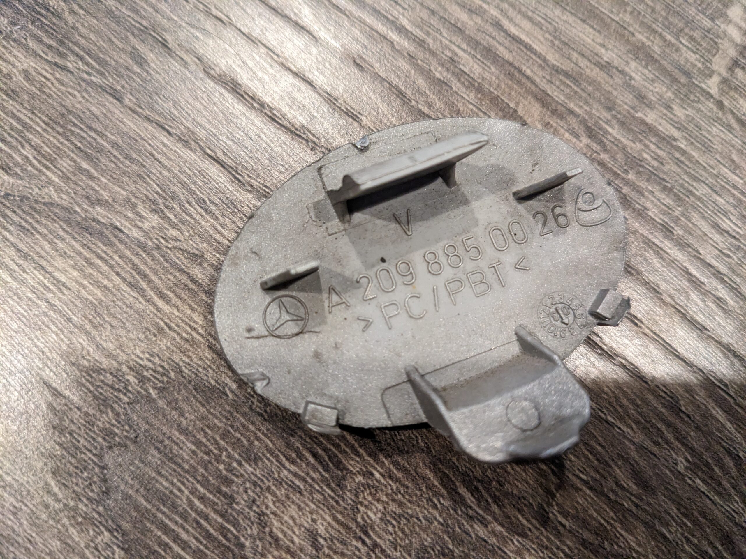 03-09 Mercedes W209 CLK Front Bumper Tow Hook Cover Silver 2098850026 ...